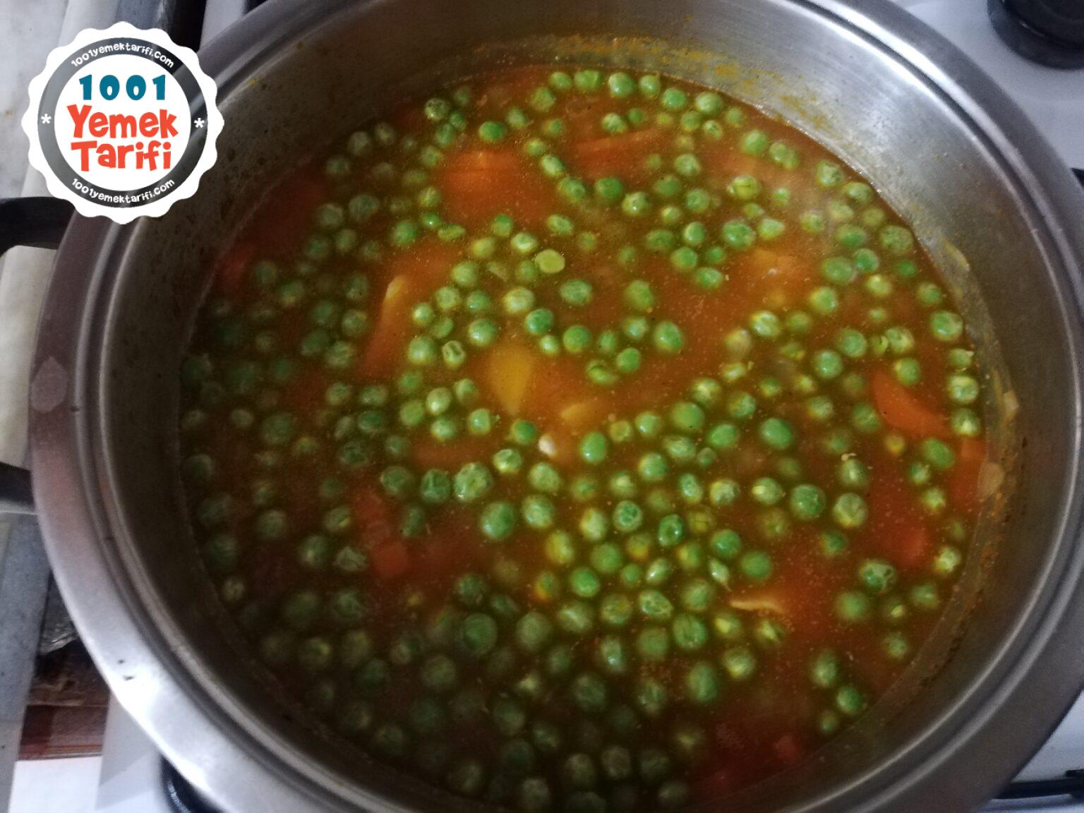Patatesli Bezelyeli Tavuk Yemeği Tarifi | VİDEOLU-1001YemekTarifi-Kolay ...